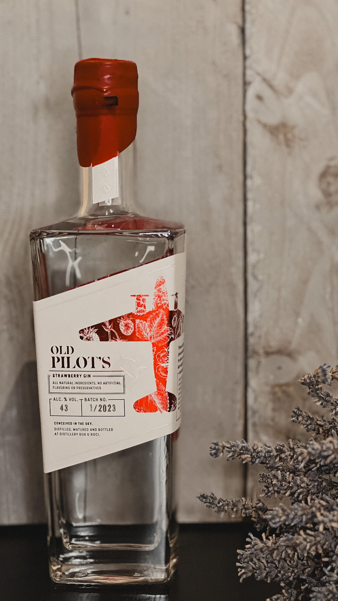 Old Pilot´s Strawberry Gin 0,7 l • 8Pearls - Lifestyle mit Fernweh
